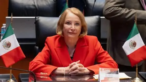 Laura Itzel Castillo asume presidencia del Senado; releva a Fernández Noroña