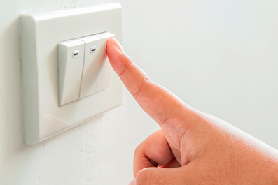 ¿Interruptor o disyuntor? Comprenda las principales diferencias de ...