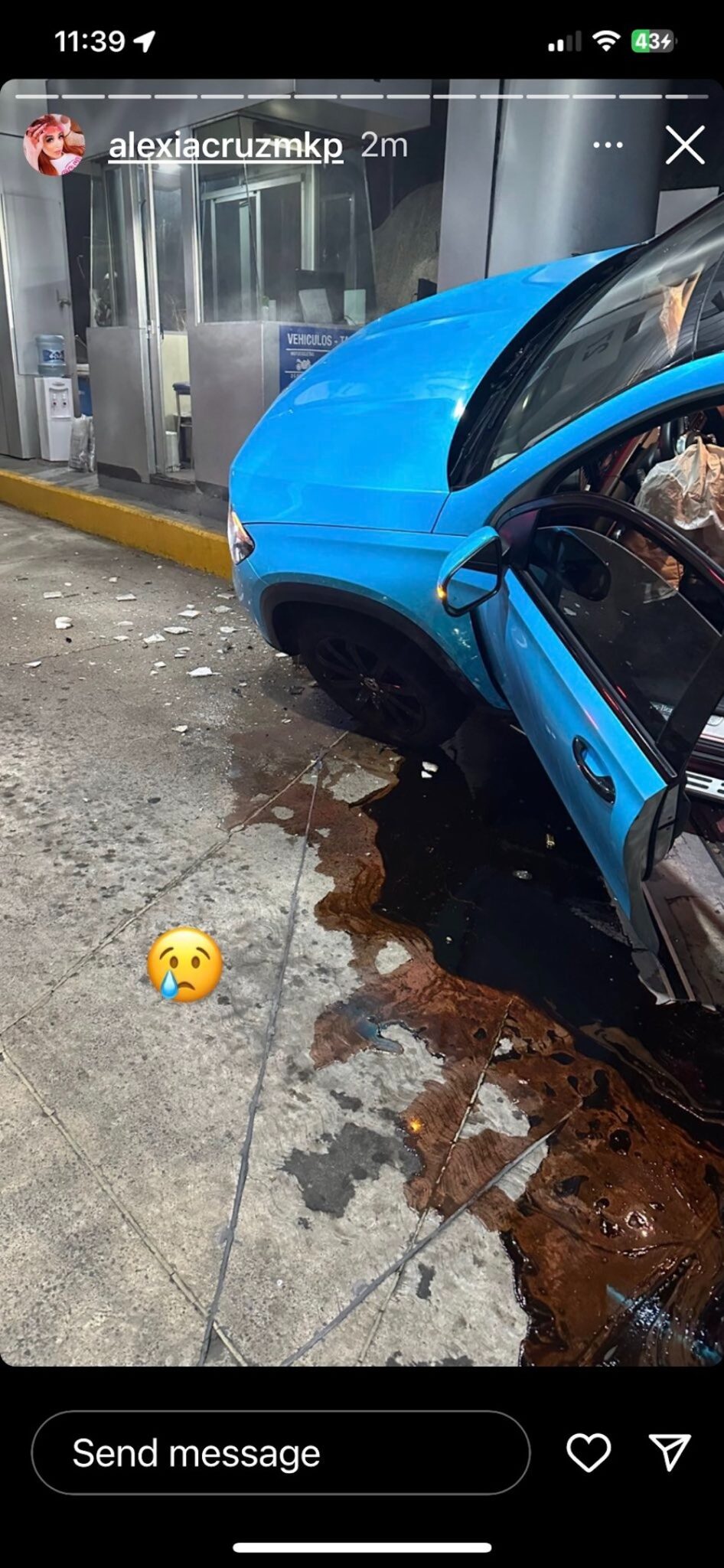 Yeri Mua choca su Mercedez Benz