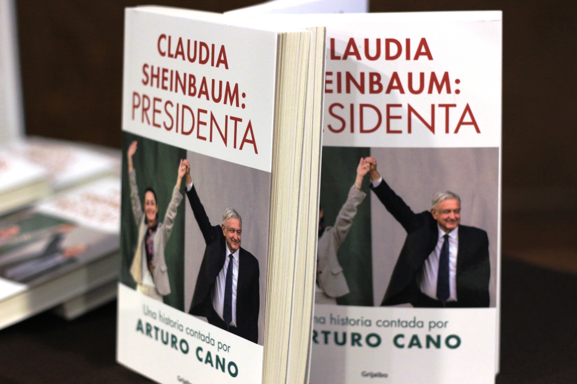 Presentan libro sobre la historia política y retos de Claudia Sheinbaum