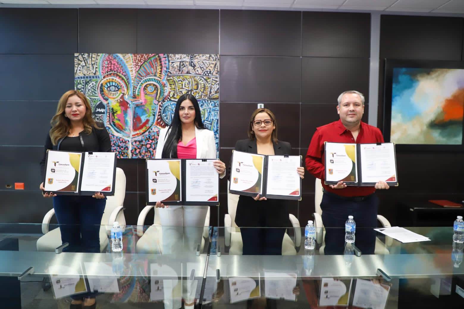 Firma SEBIEN, convenio para establecer “Comedor del Bienestar”, en Díaz Ordaz