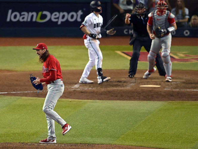Philadelphia vence a Arizona y da un paso más al clásico de otoño