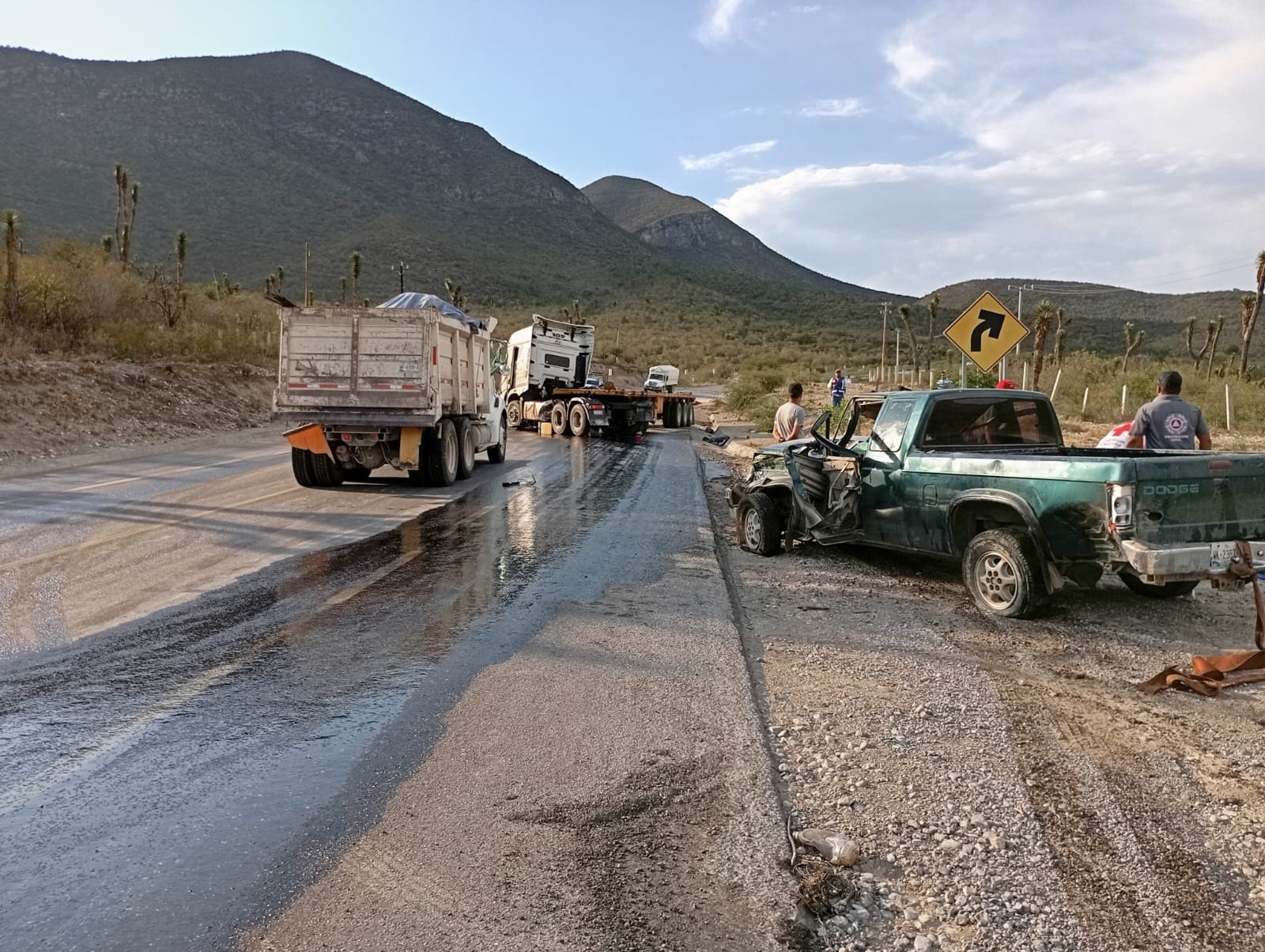 Choque en la carretera Victoria Tula deja cinco lesionados
