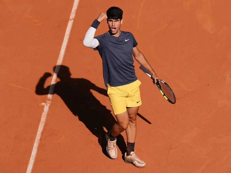 ¡Carlos Alcaraz conquista Roland Garros con épica remontada!